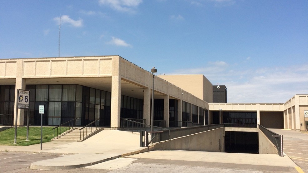 Roof repair to Amarillo Civic Center scheduled to begin | KVII