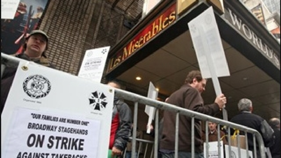 Stagehands go on strike, shutting down most Broadway shows | KVAL