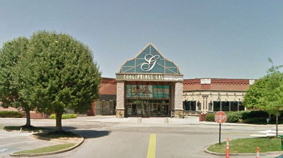 CoolSprings Galleria: Exterior entrance restaurants reopen, no date for ...
